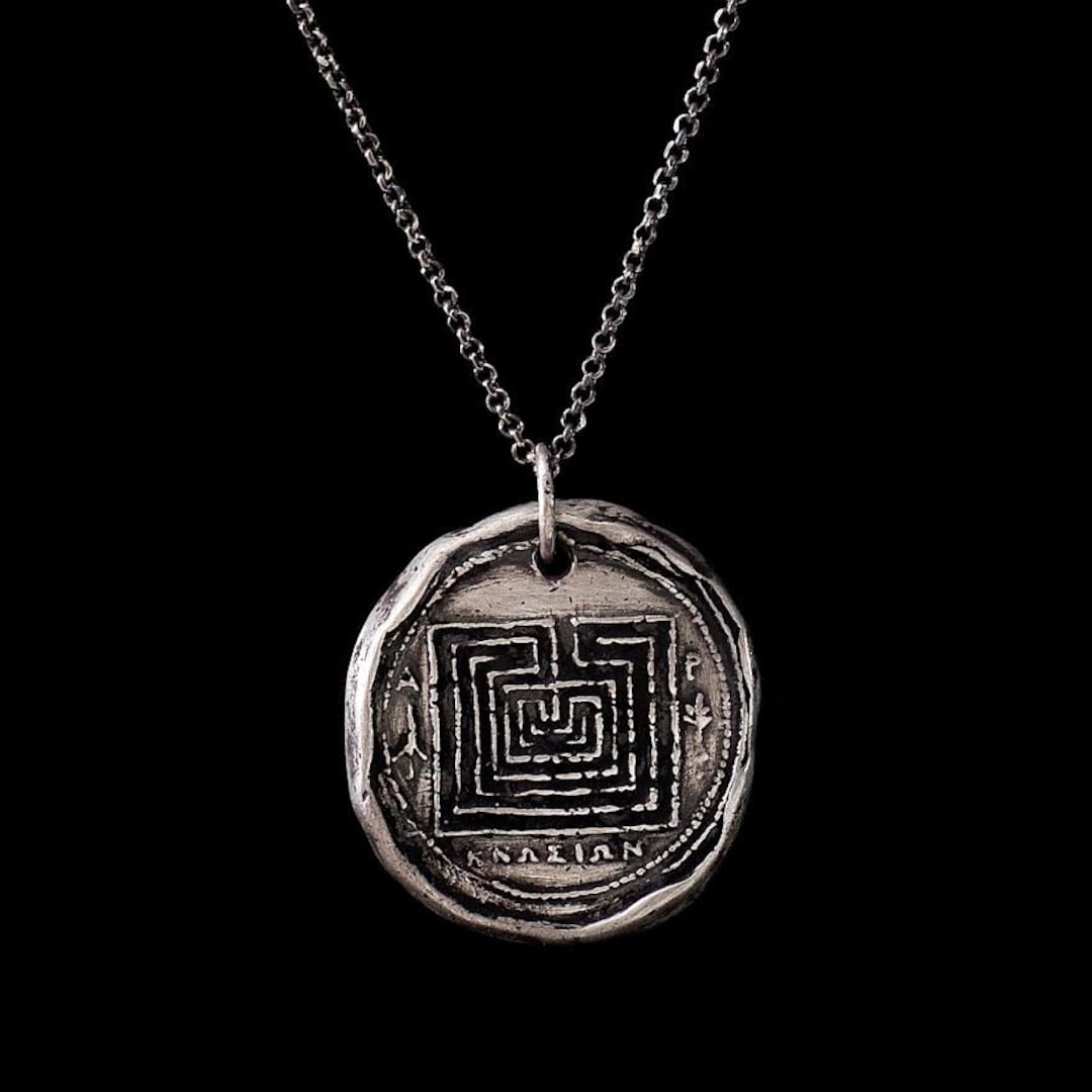 Sterling Silver MEDALLION LABYRINTH NECKLACE, Labyrinth Jewelry, Maze ...