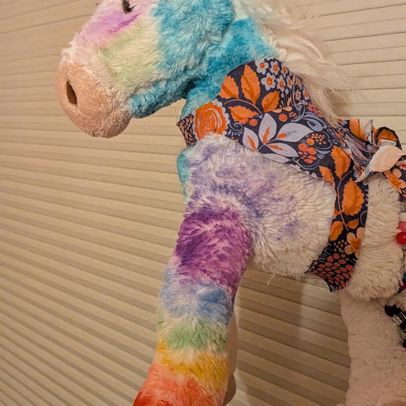 Essa Plushie - Etsy