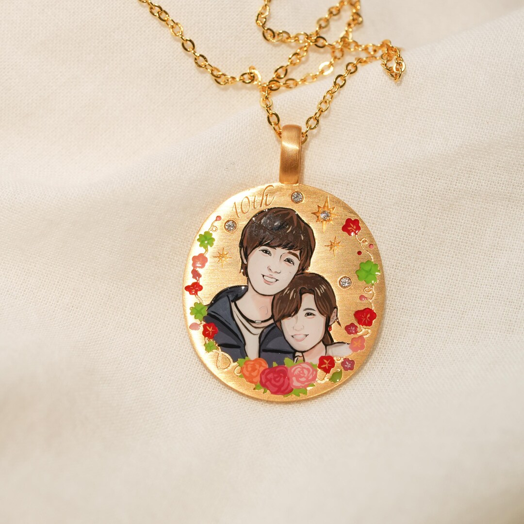 Custom Picture Necklace, Person Photo Necklace, Personalized Enamel ...