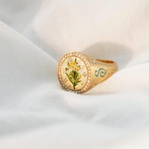 Custom Birth Flower Ring, Floral Enamel Ring, Natural Pearl Ring ...