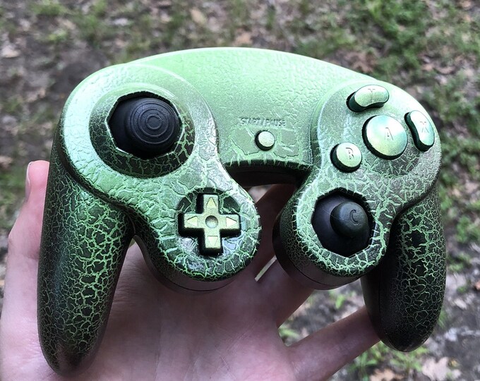 Custom Dragon Scaled Gamecube Controller Shell and Buttons - Etsy