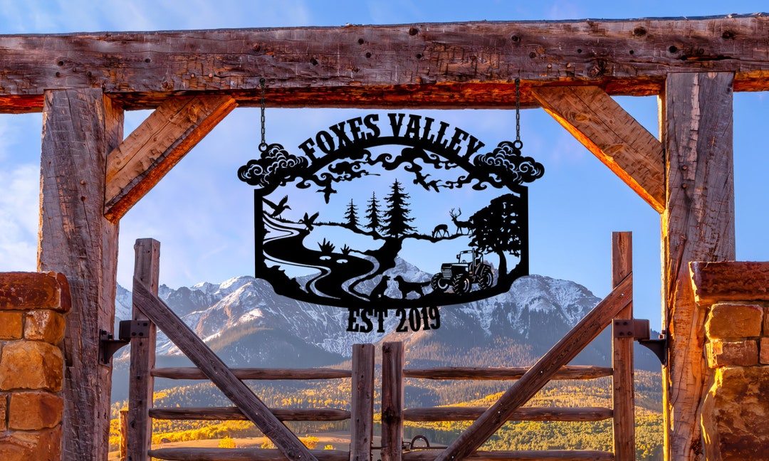 Personalized Farm House Metal Entrance Sign, Custom Metal Ranch Name ...