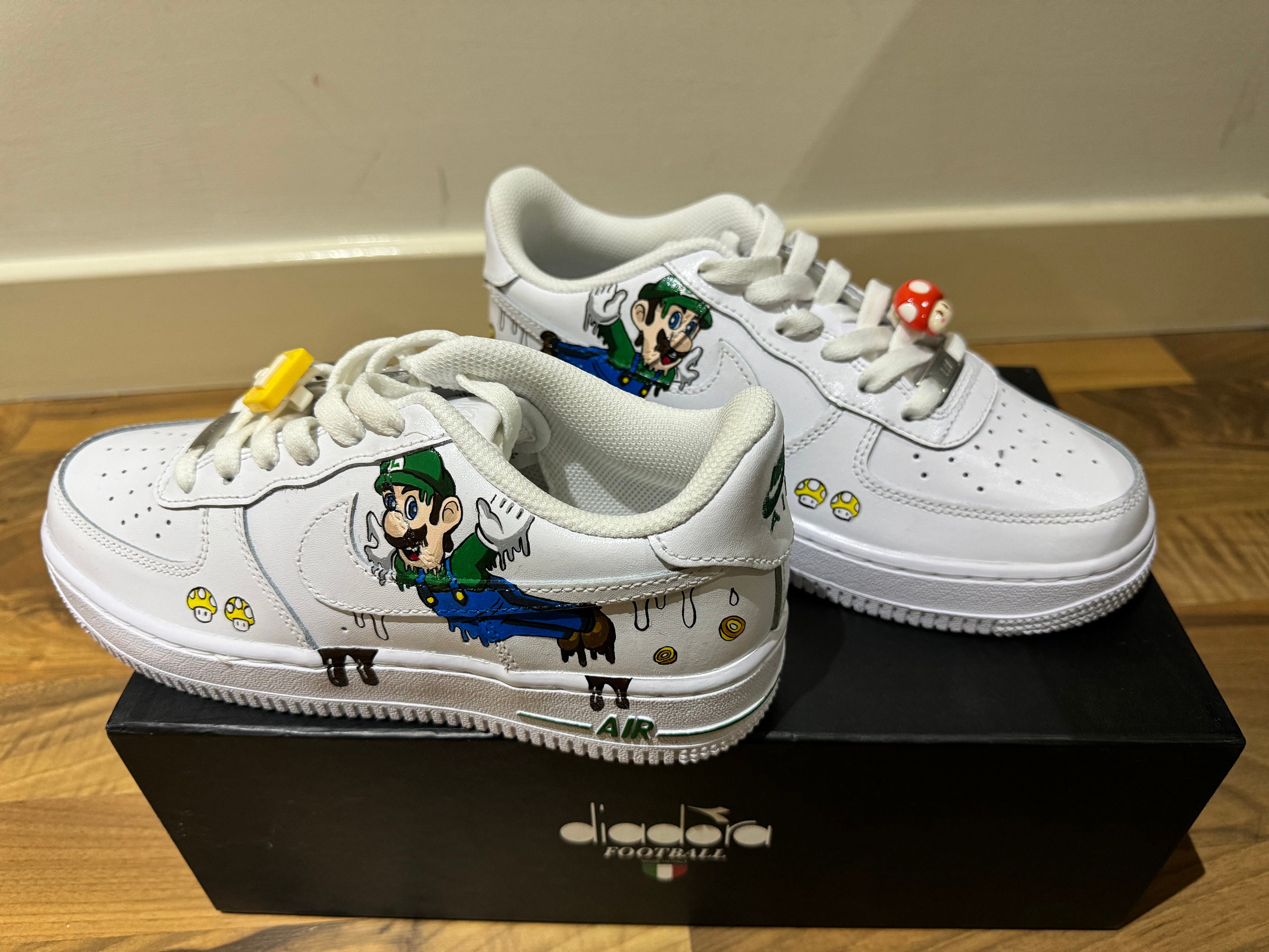 Custom Hand Painted Air Force1. Luigi Cartoons Street Style Anime ...