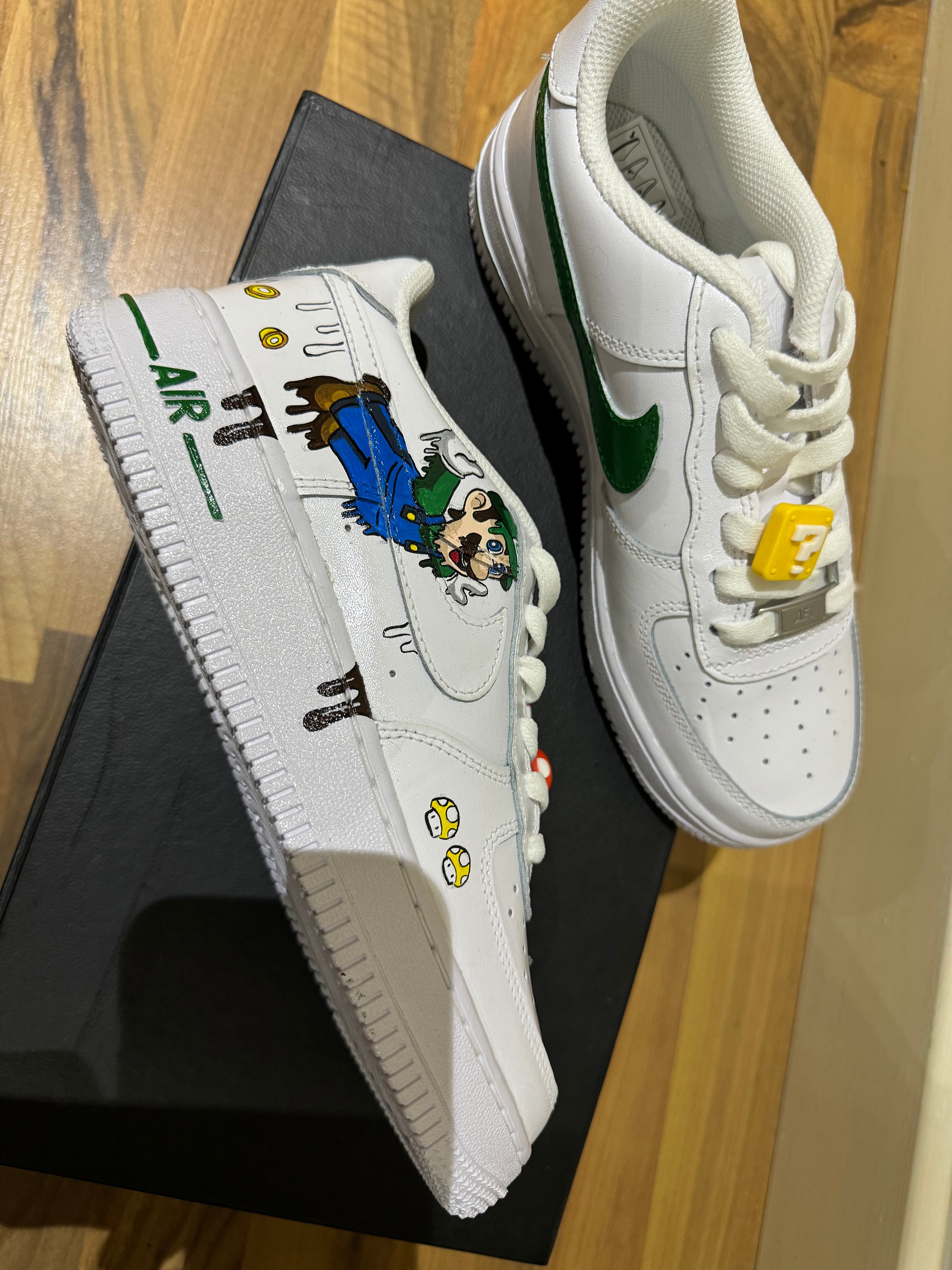 Custom Hand Painted Air Force1. Luigi Cartoons Street Style Anime ...