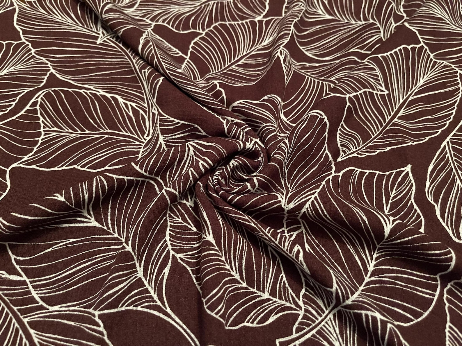 Rayon Gauze Fabric Leaves Outline Print 2-yards - Etsy