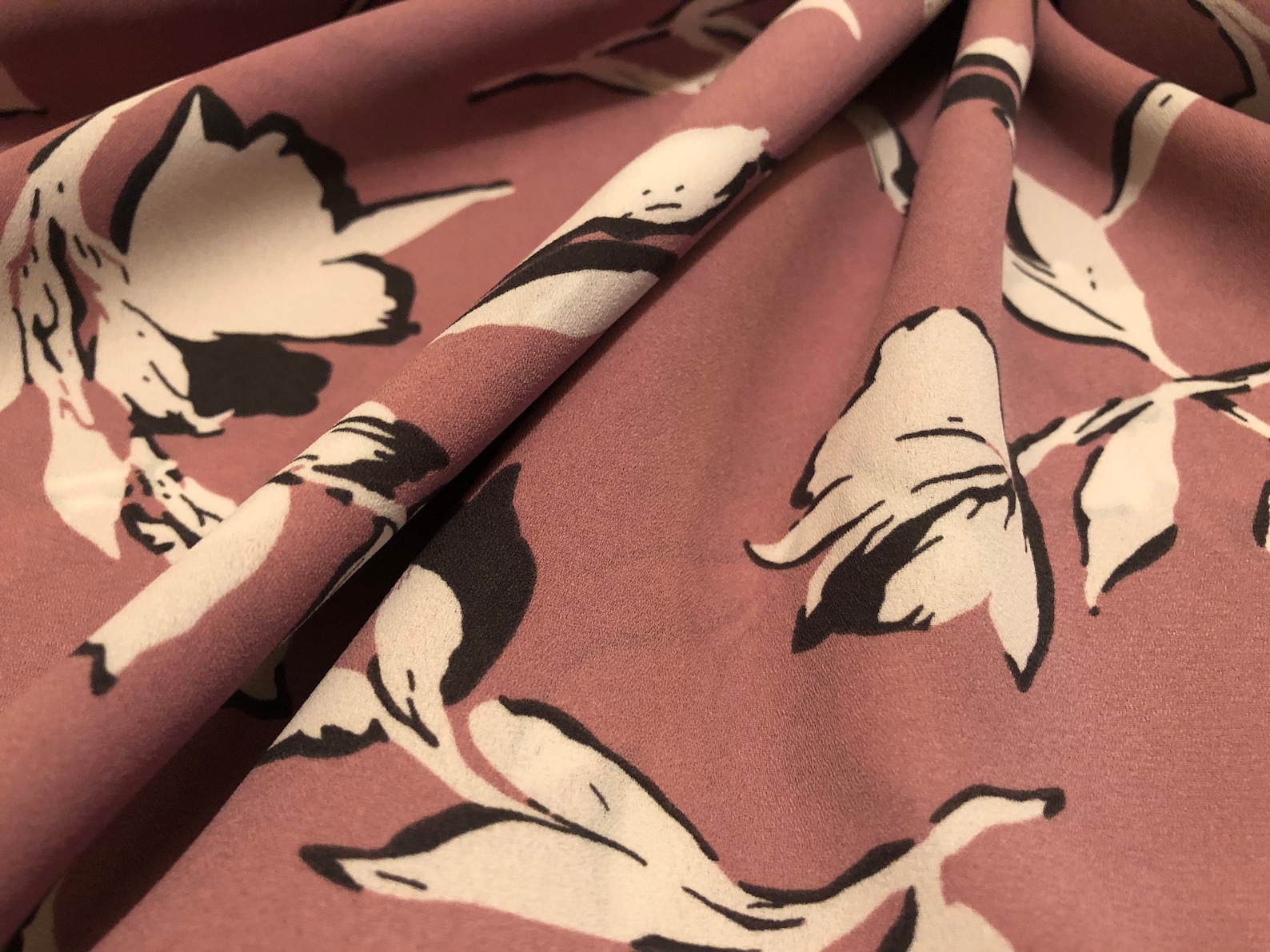 Wool Dobby Print Fabric Floral Silhouette Print 2 Yards - Etsy