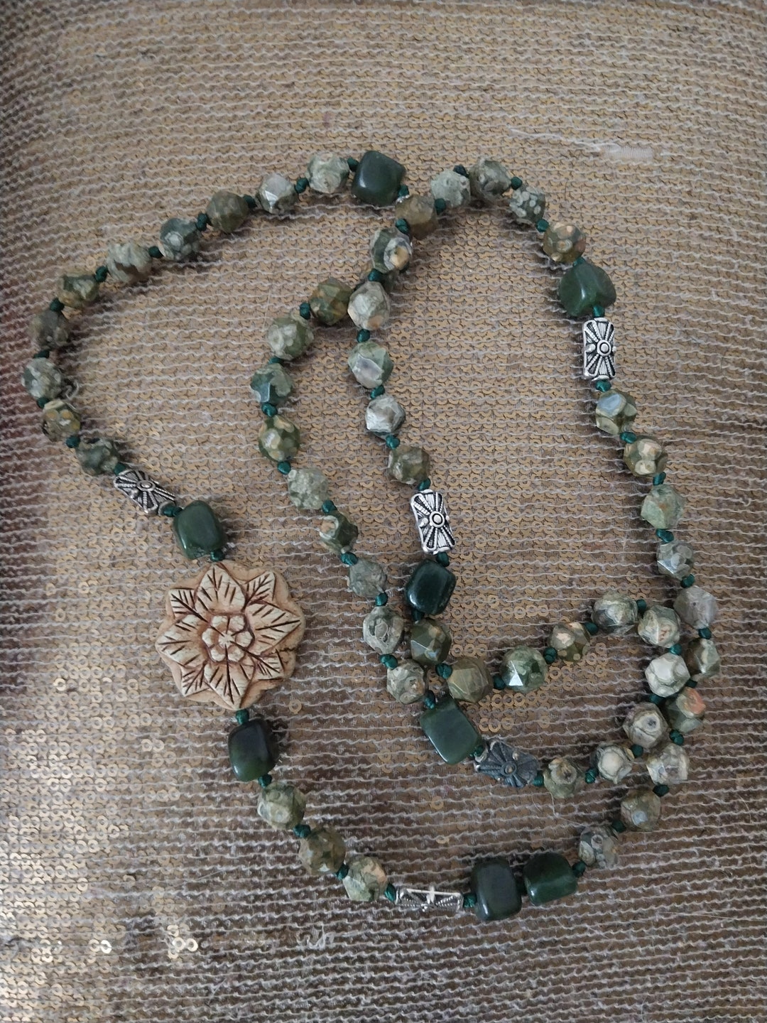 Circular Rosary. Traditional Roman Catholic Rosary Re-imagined in ...