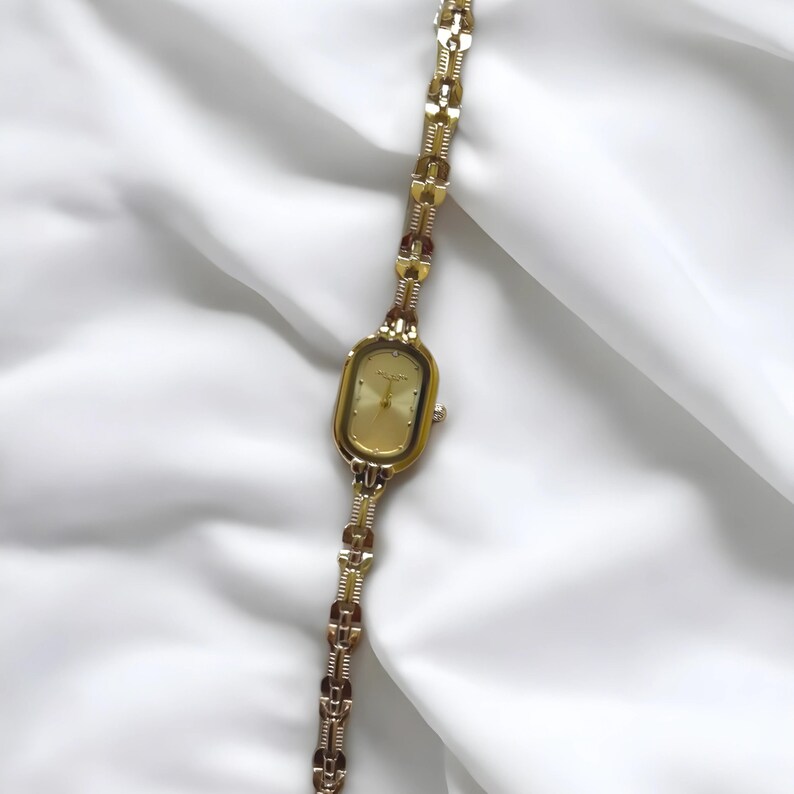 Deadstock Y2K Vintage Gold Dainty Skinny Wrist Watch, Retro Watch ...