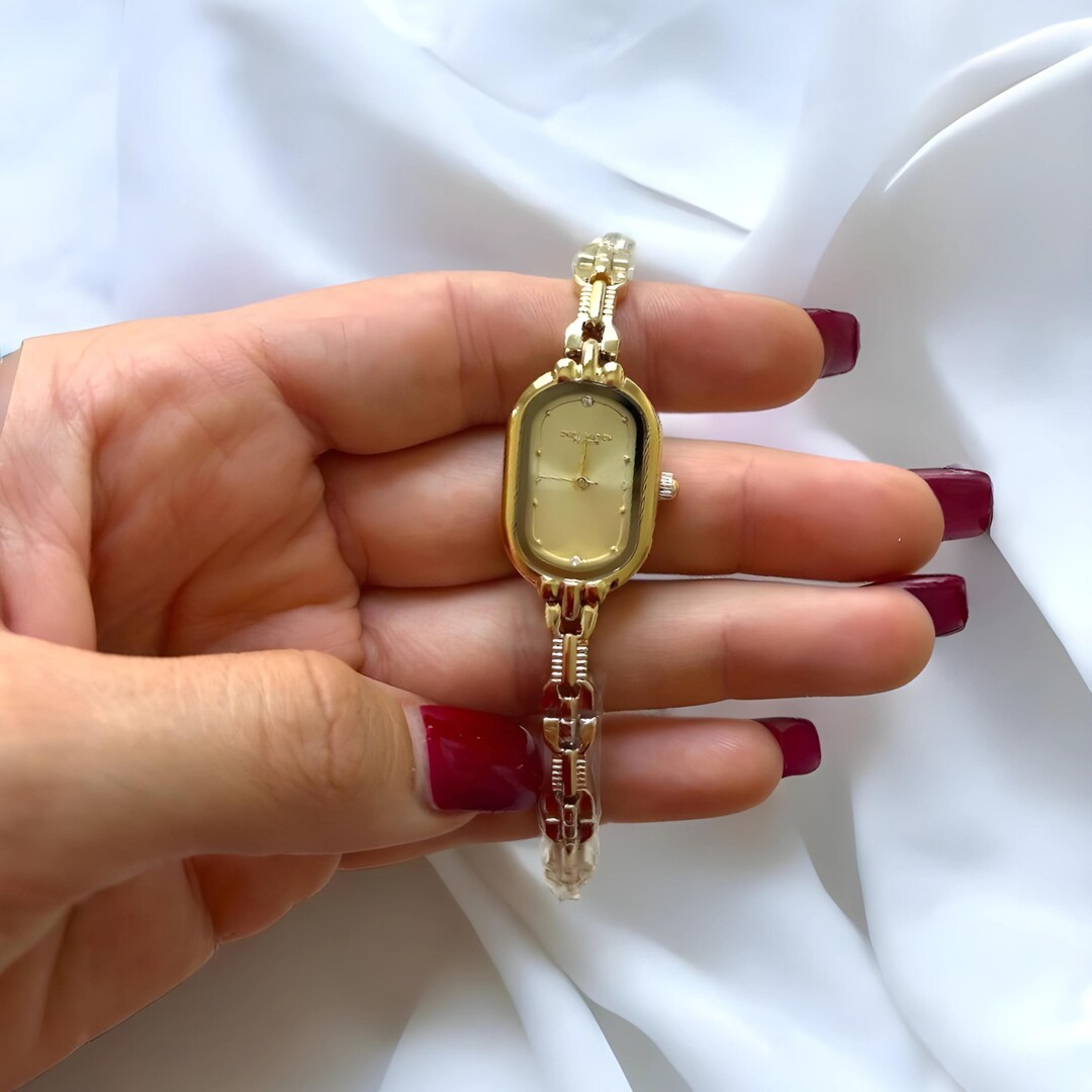 Deadstock Y2K Vintage Gold Dainty Skinny Wrist Watch, Retro Watch ...