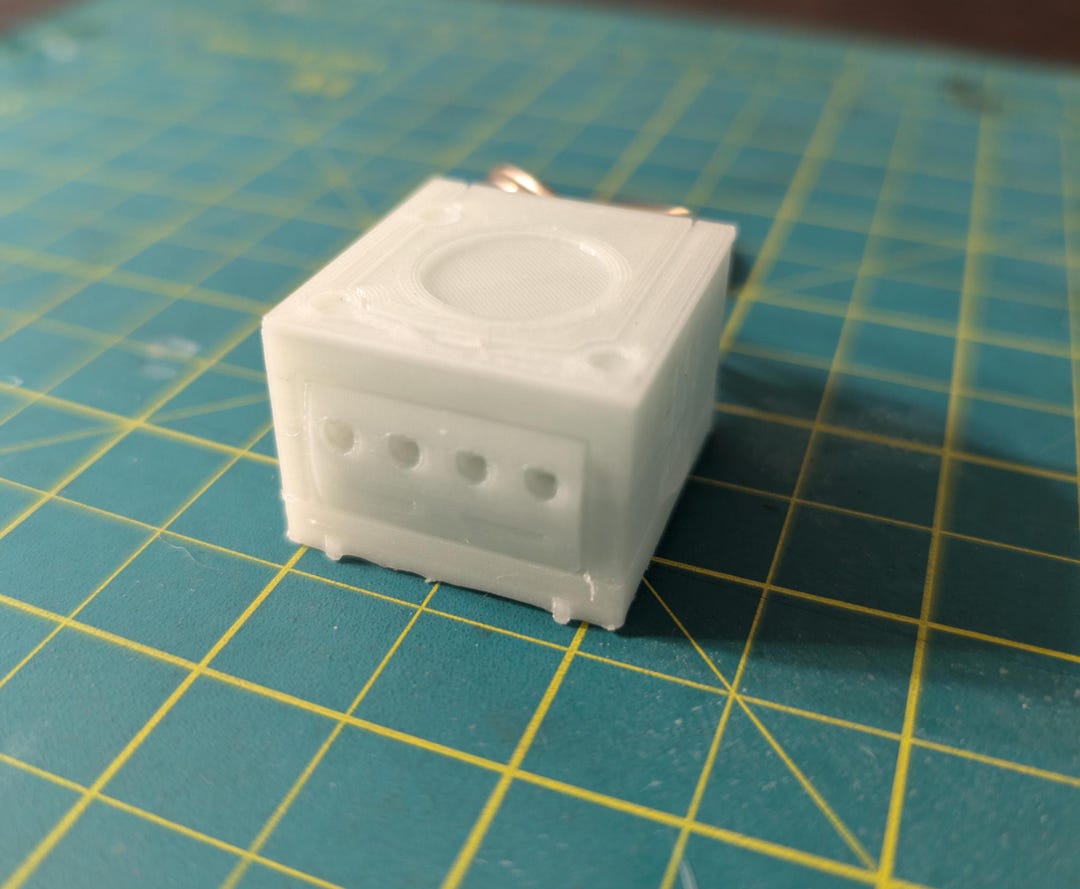 Gamecube Keychain Glow in the Dark - Etsy