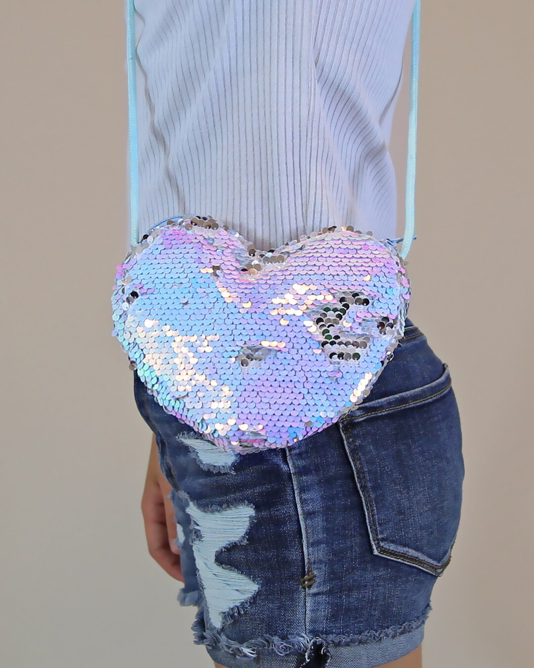 Ice Blue Heart Sequin Purse - Flip Sequin Heart Bag - Blue Girls Heart ...