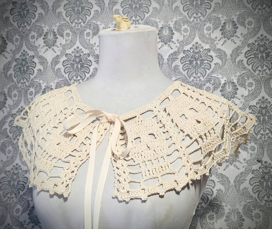 Skull Collar,goth Capelet,crochet Cream Collar, Halloween, Pirate ...