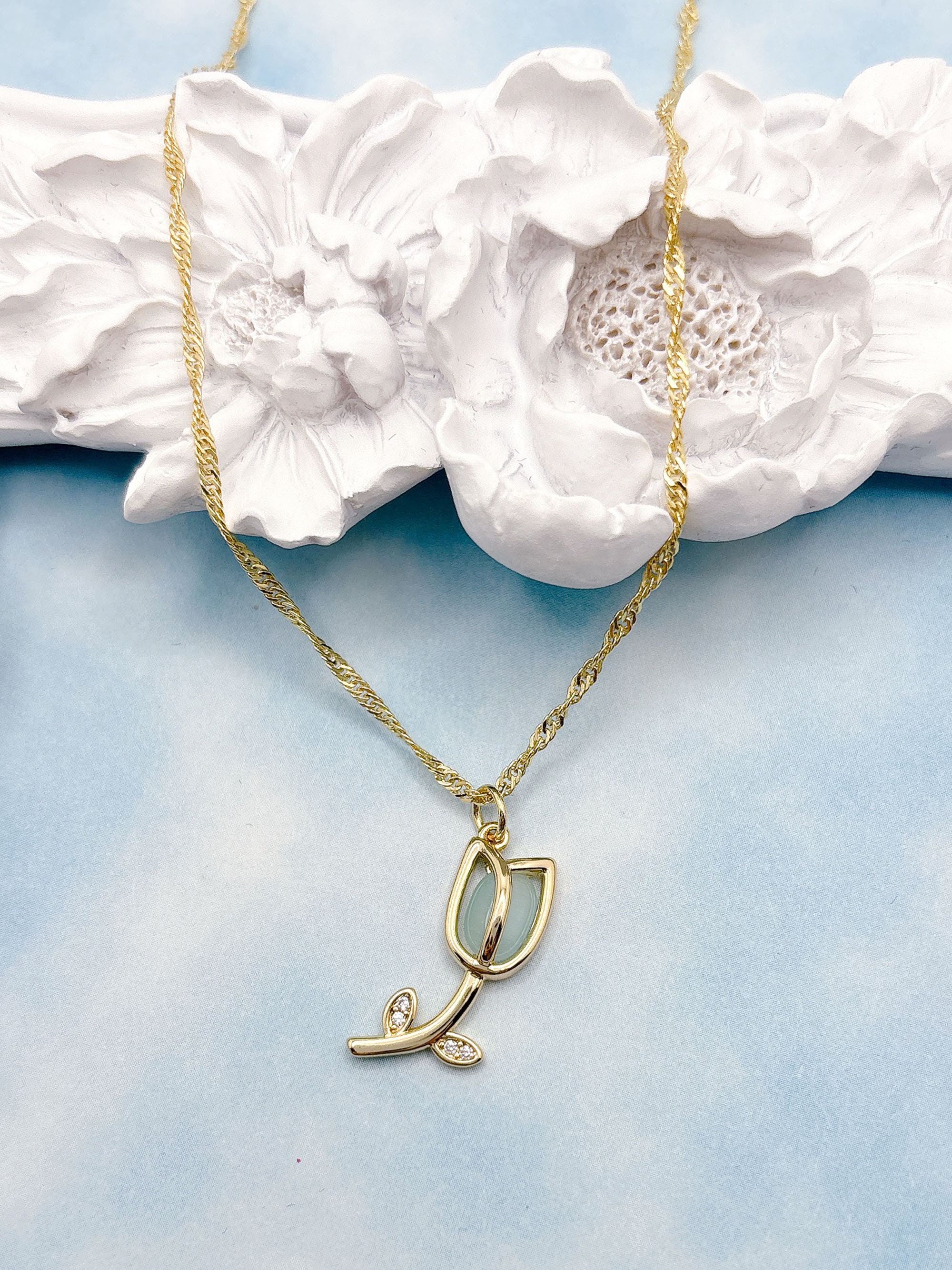 Tulip Charm Necklace. Tulip Flower Pendant Necklace. Floral Jewelry ...