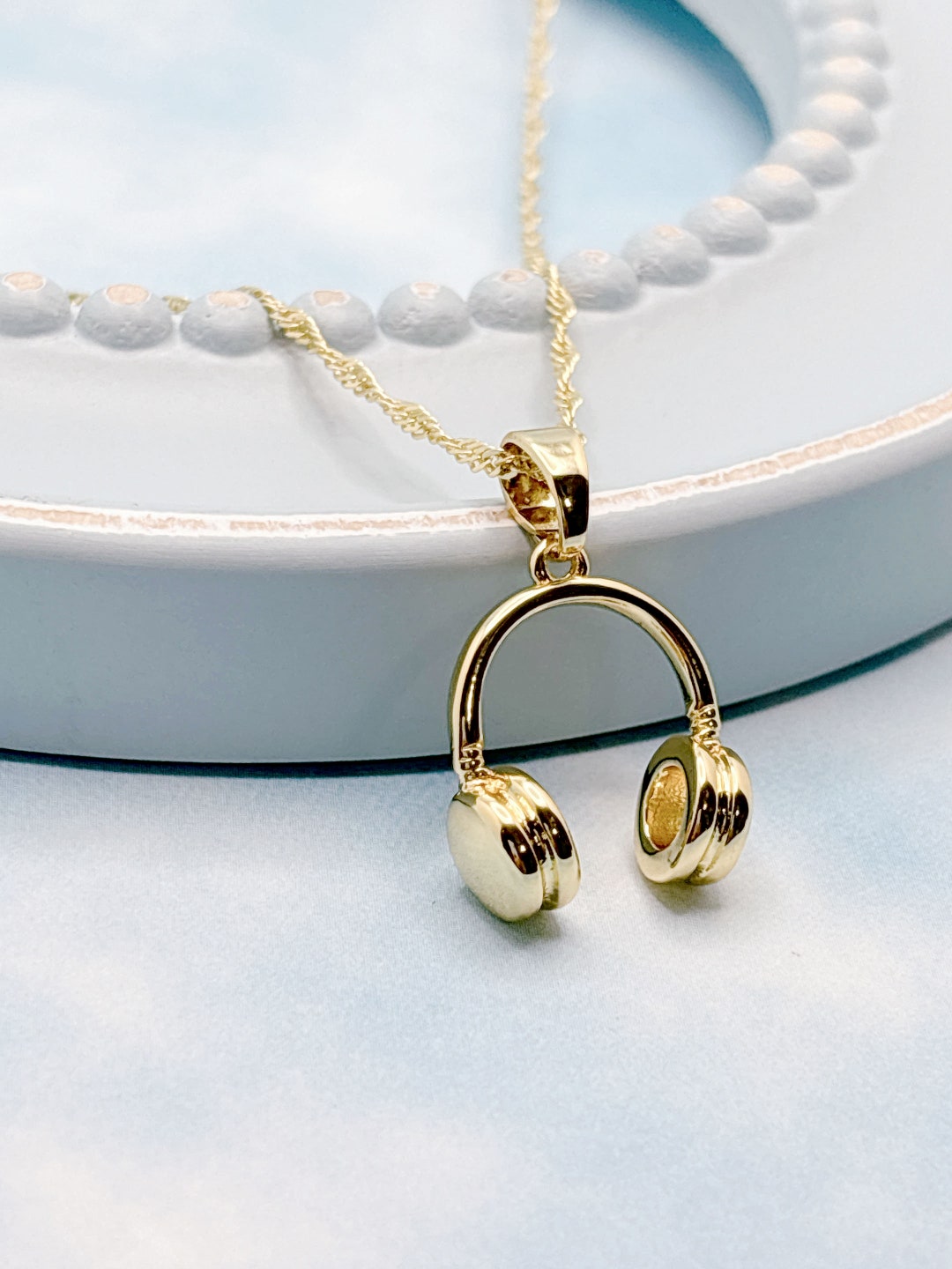 Headphone Pendant Necklace. Music Pendant Necklace. Minimalist Necklace ...