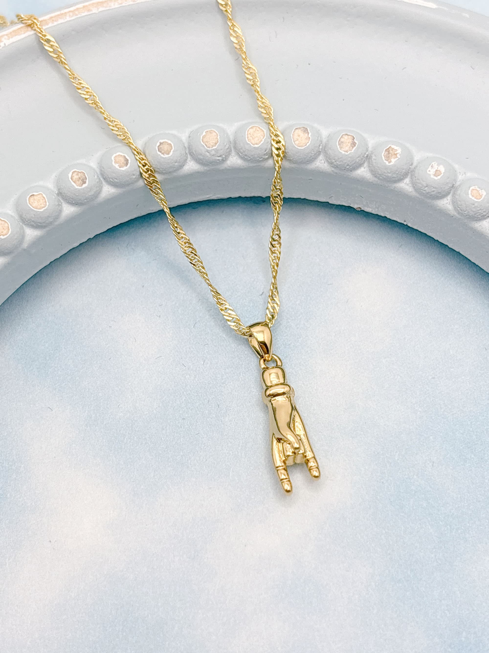 Good Luck Hand Charm Necklace. Italian Mano Cornuto Pendant Necklace ...