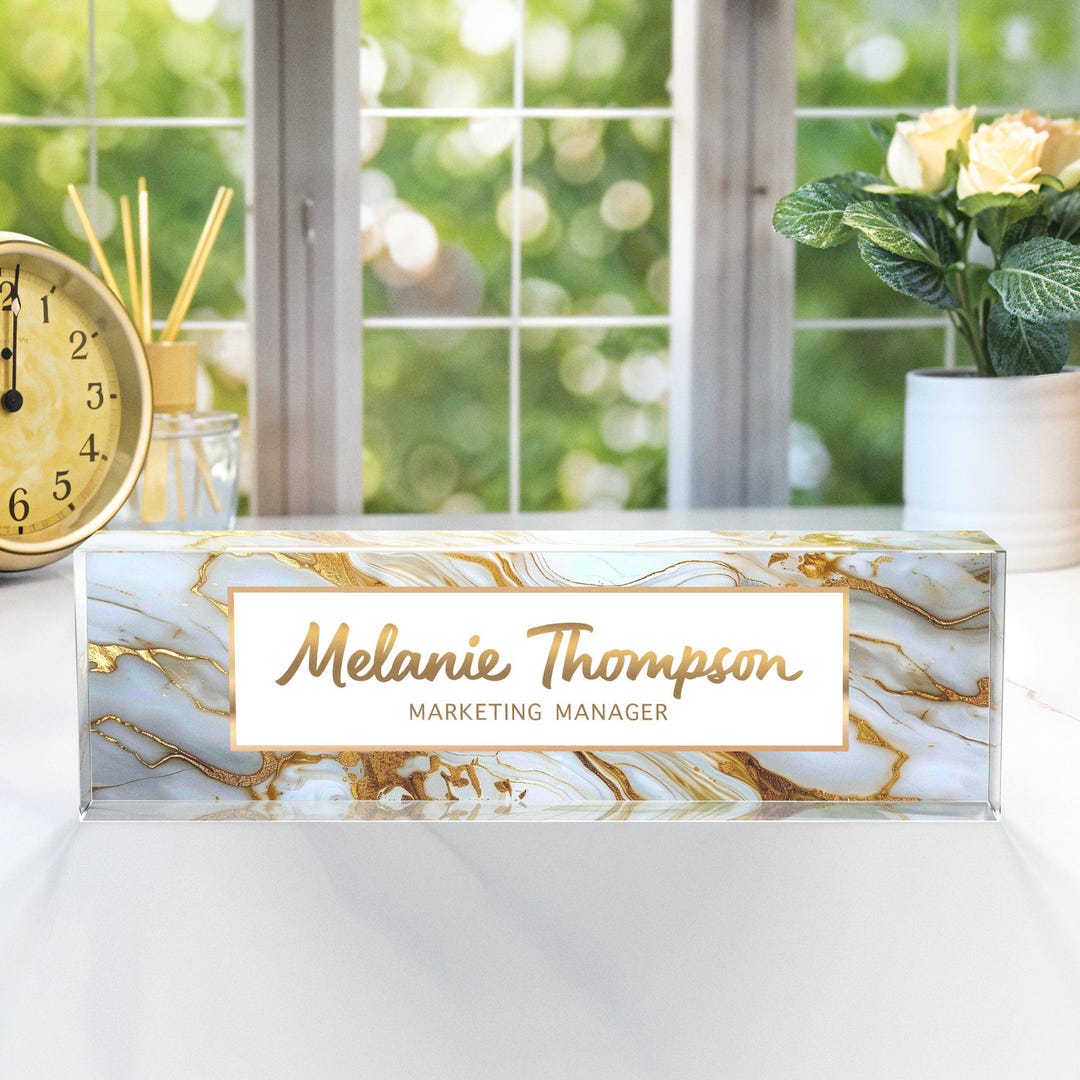 Executive Office Decor Personalized Acrylic Name Plate With Wooden Base ...