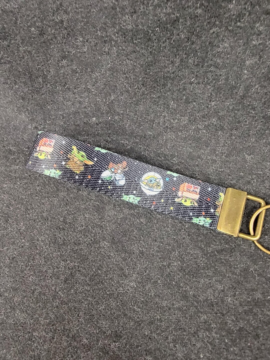 Grogu Baby Yoda Mandalorian - Key Fob Wristlet - Etsy
