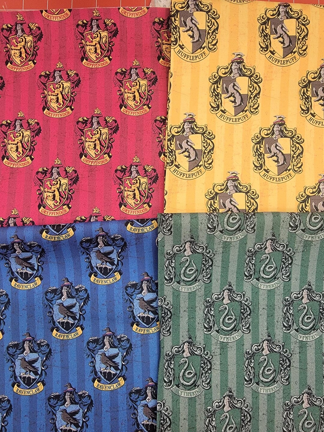1/2 Yard 4 Piece Lot House Crests Mascots Potter Camelot Fabric ...