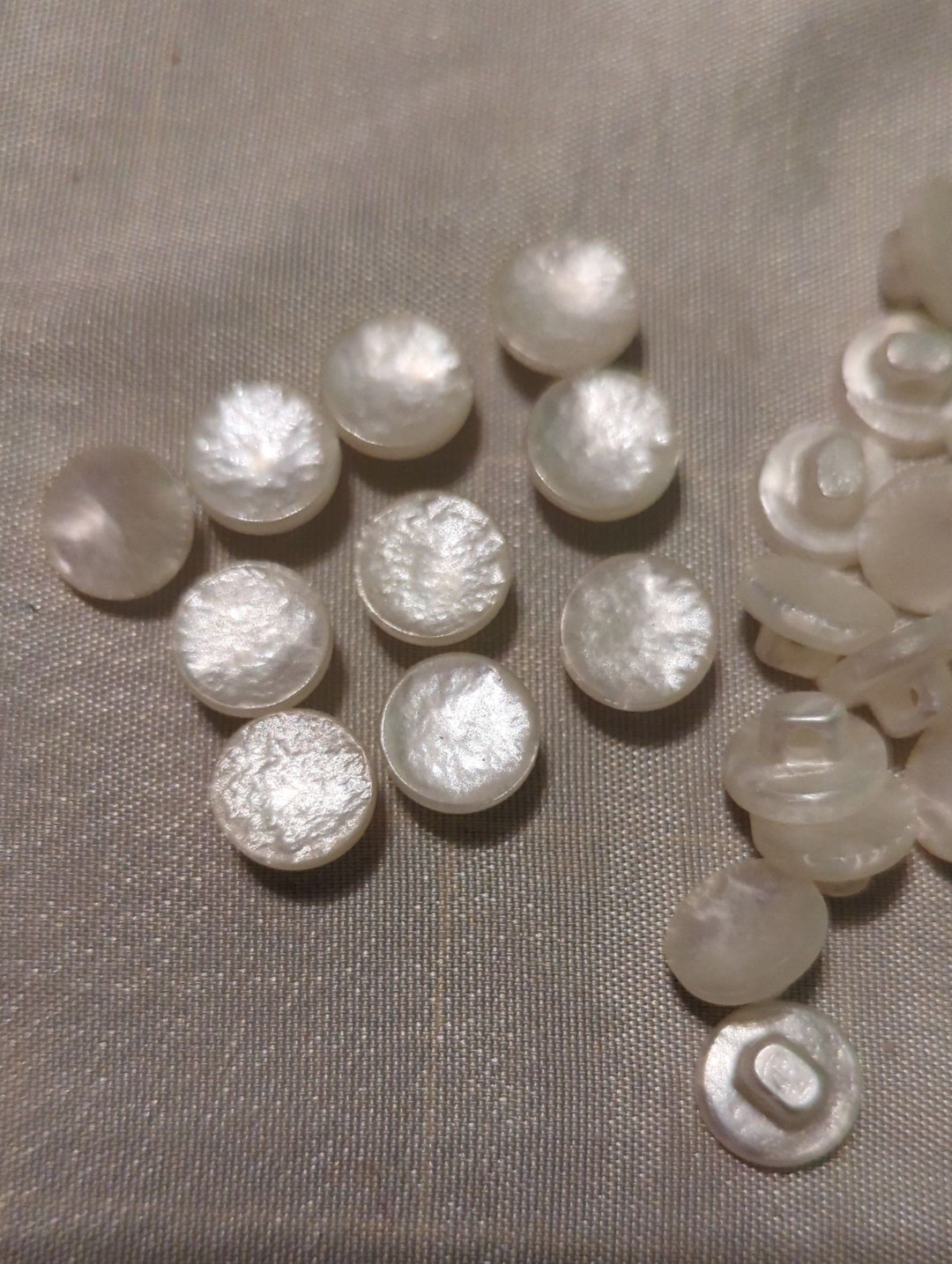 Vintage Ivory Pearl Buttons 3/8" 10mm Wedding Dress Buttons Shank Back ...