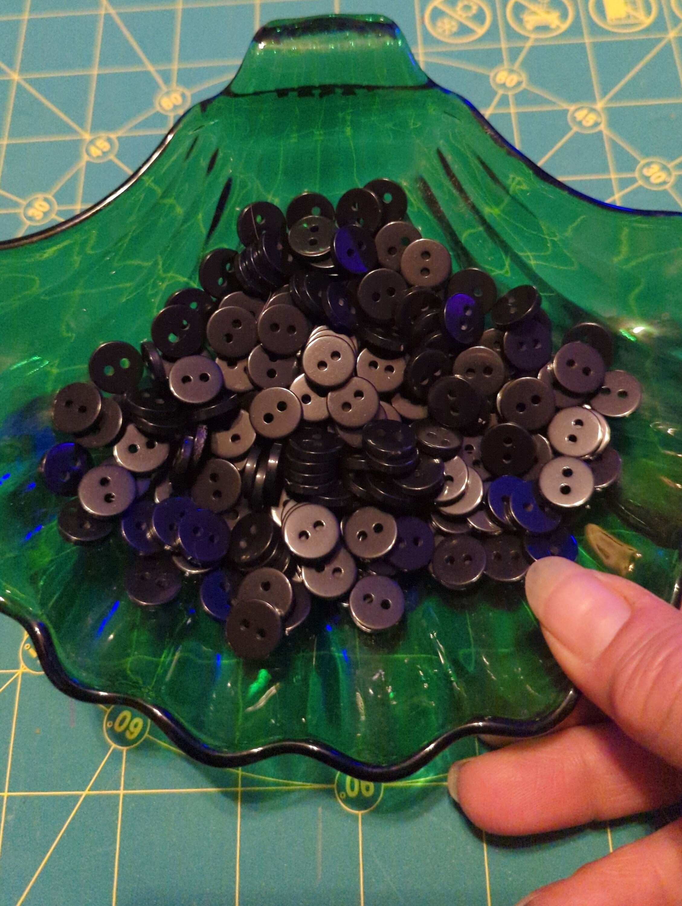 Small Vintage Black Twin Buttons 1/2 12-13mm Shiny Black Plastic ...