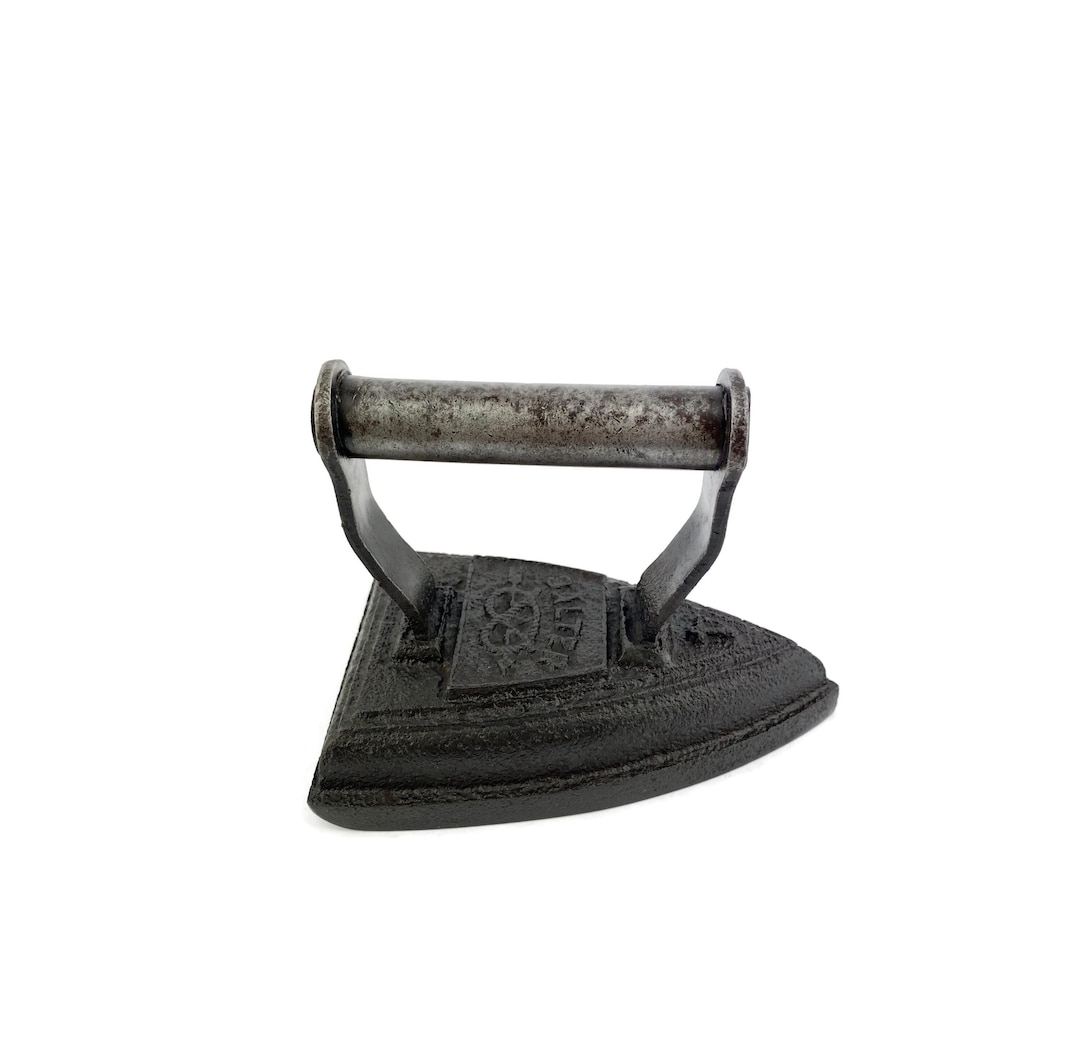 Antique Flat Iron England, 1800s British Sad Iron Salter, Cast Iron ...