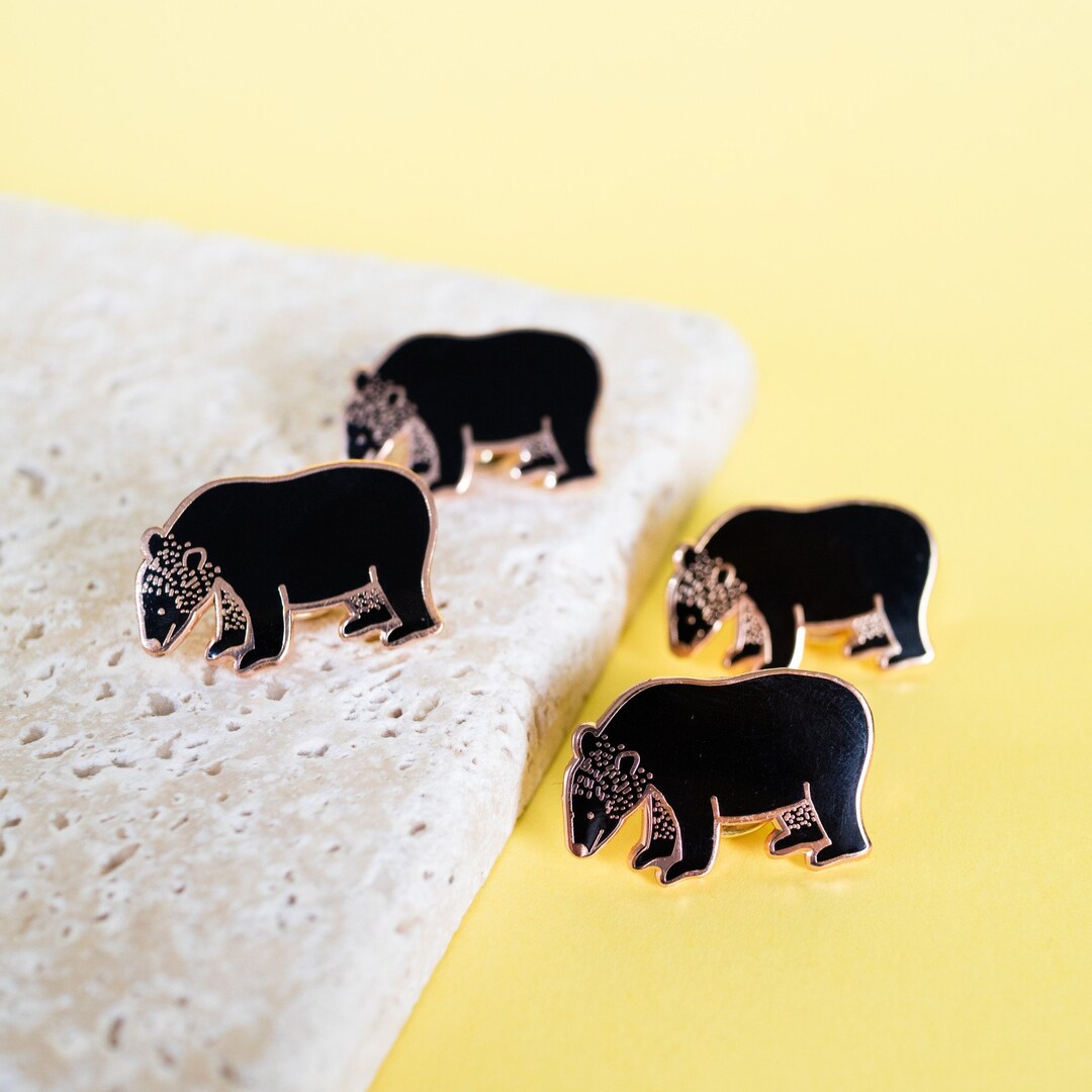 Black Bear Enamel Pin Badge | Bear Brooch | Black Bear Lapel Pin ...