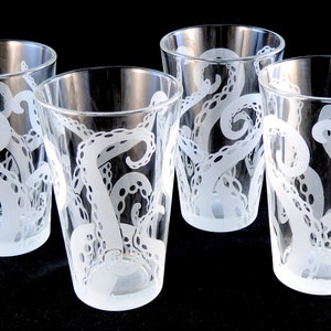 Octopus Tentacles Pint Glasses - Set of 4 - Custom Etched Glassware - Etsy