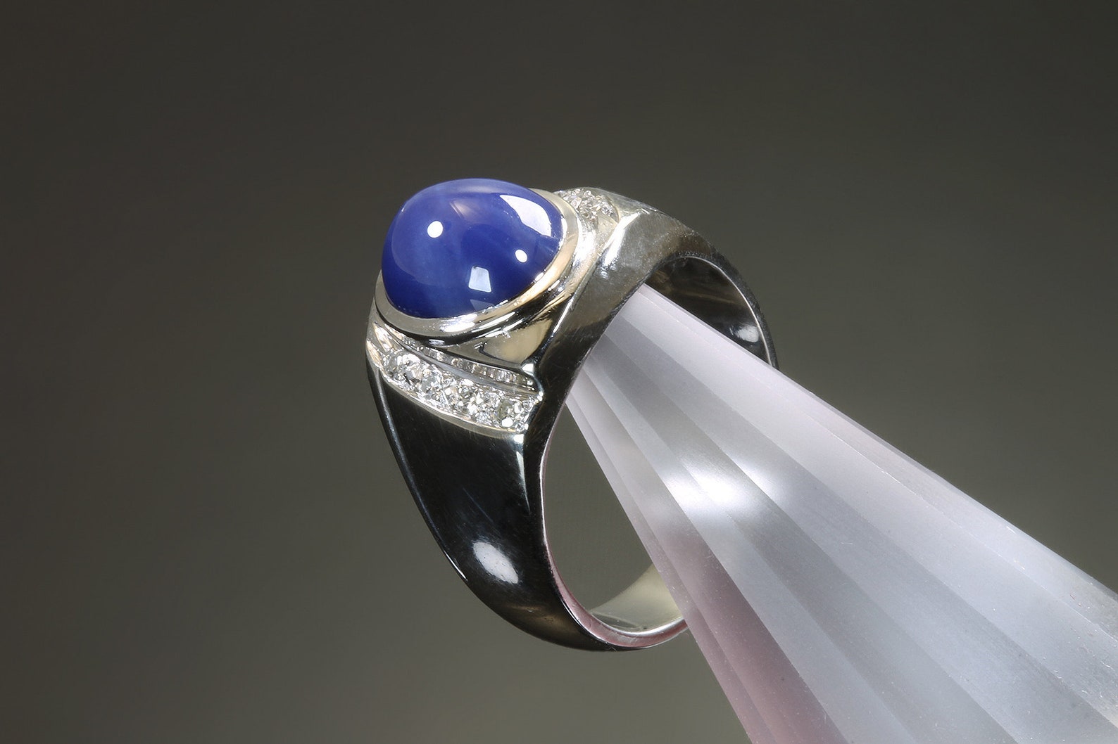 Vintage Linde Star Sapphire Mans Ring, 14K White Gold, .12 Ctw Diamonds ...