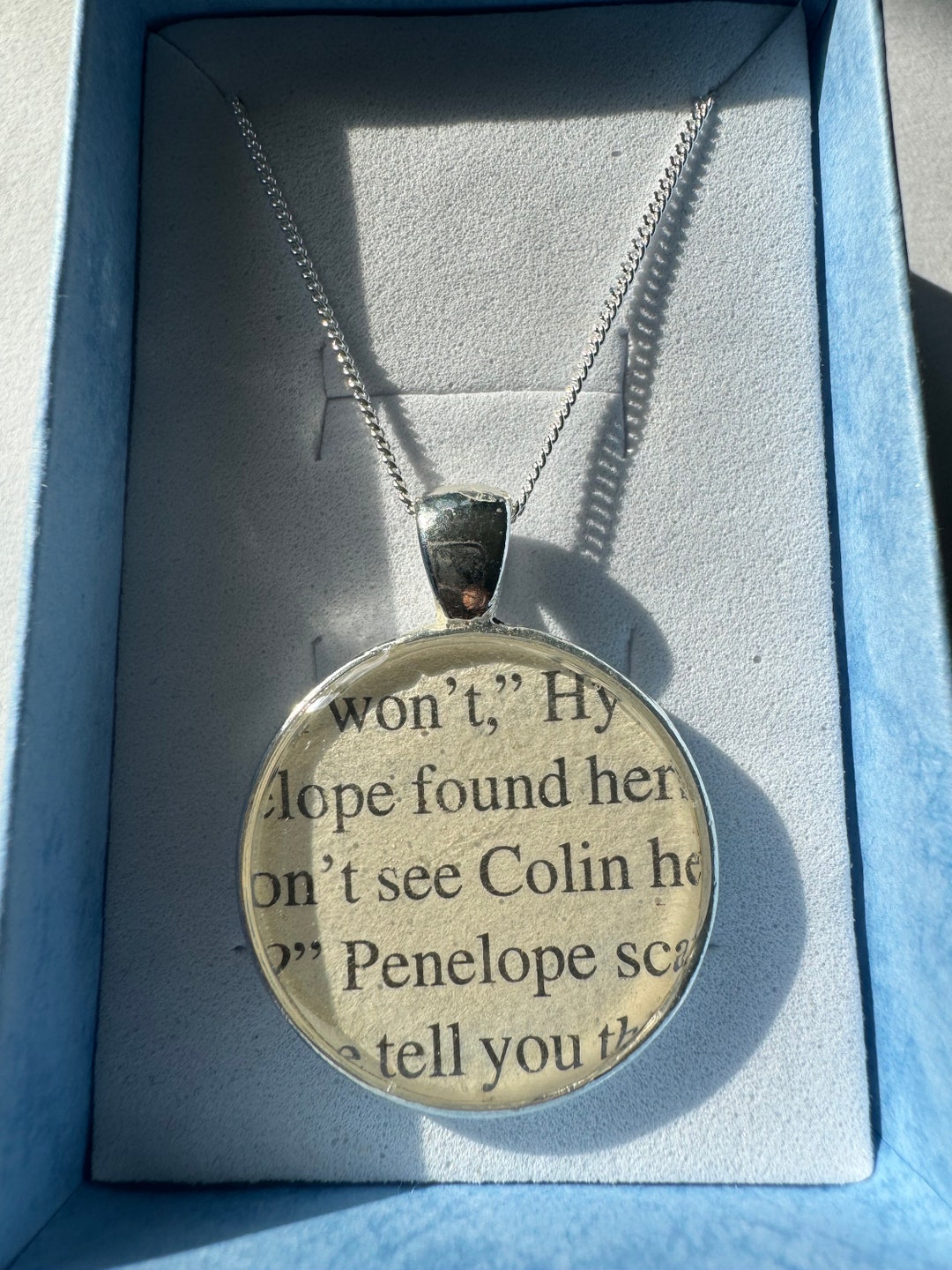 Bridgerton Penelope and Colin Real Book Page Necklace - Etsy
