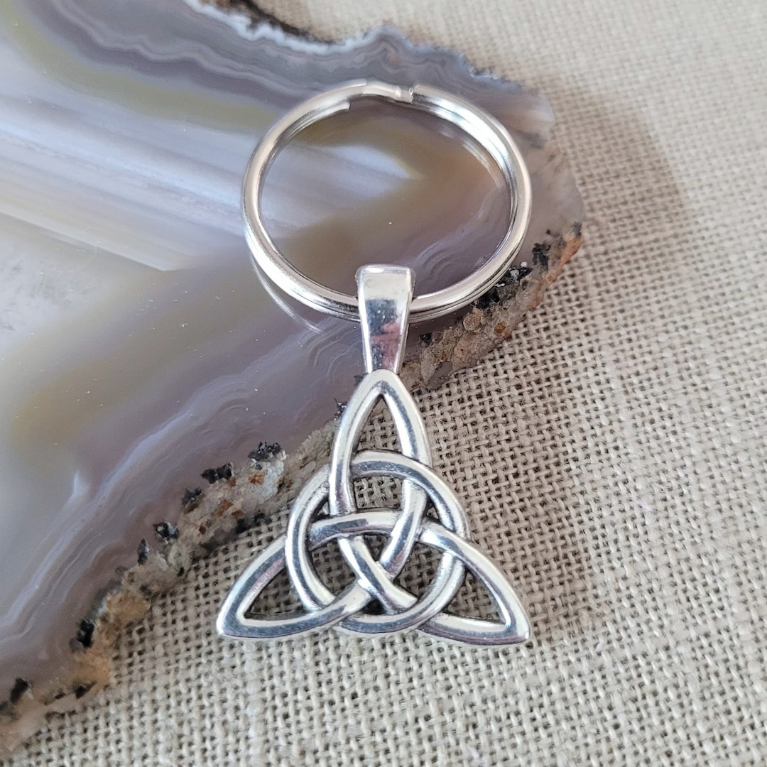 Celtic Knot Keychain , Backpack Bag or Purse Charm, Irish Gaelic ...