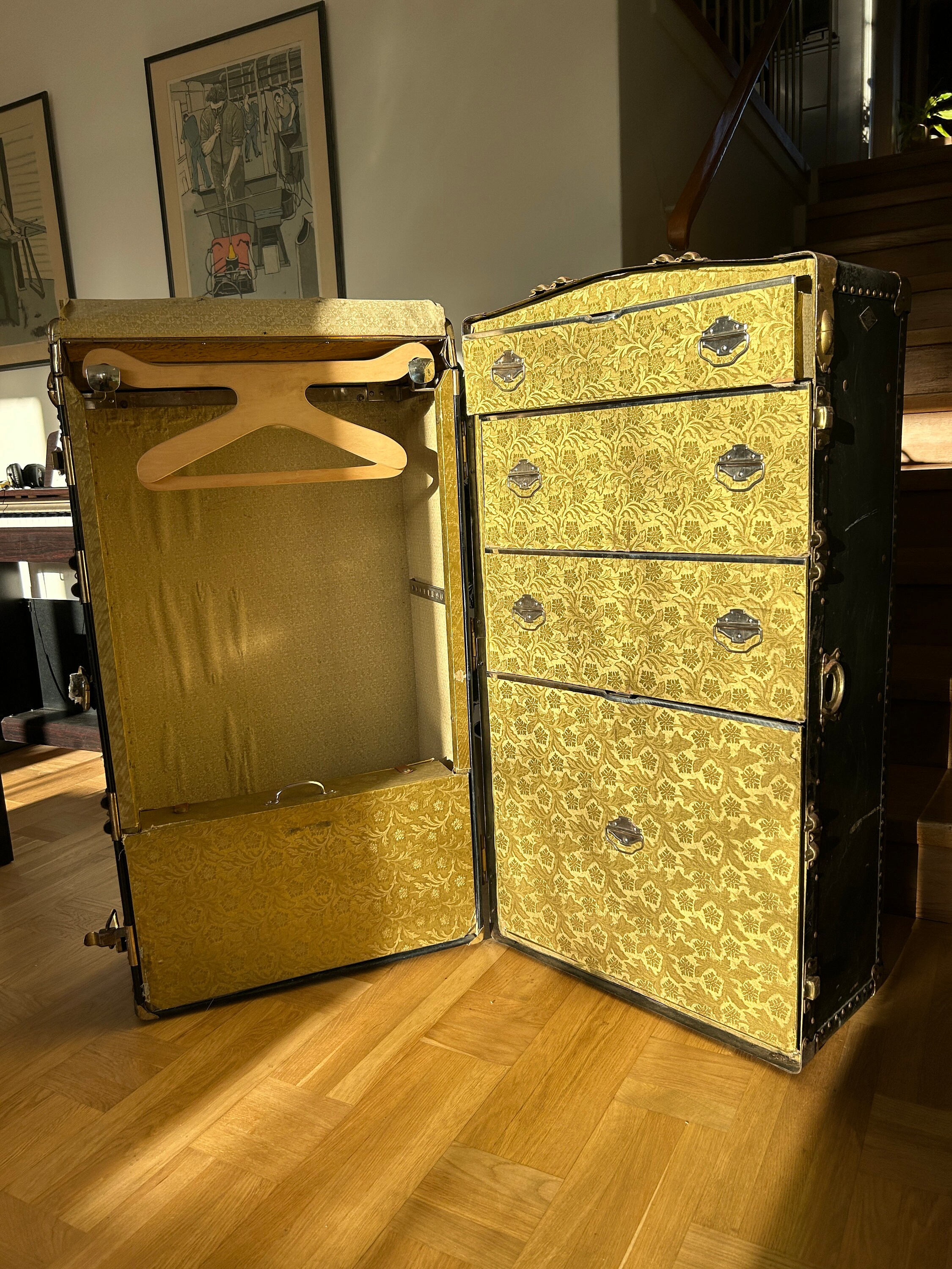 Stunning Antique American Steamer Trunk Wardrobe - Etsy