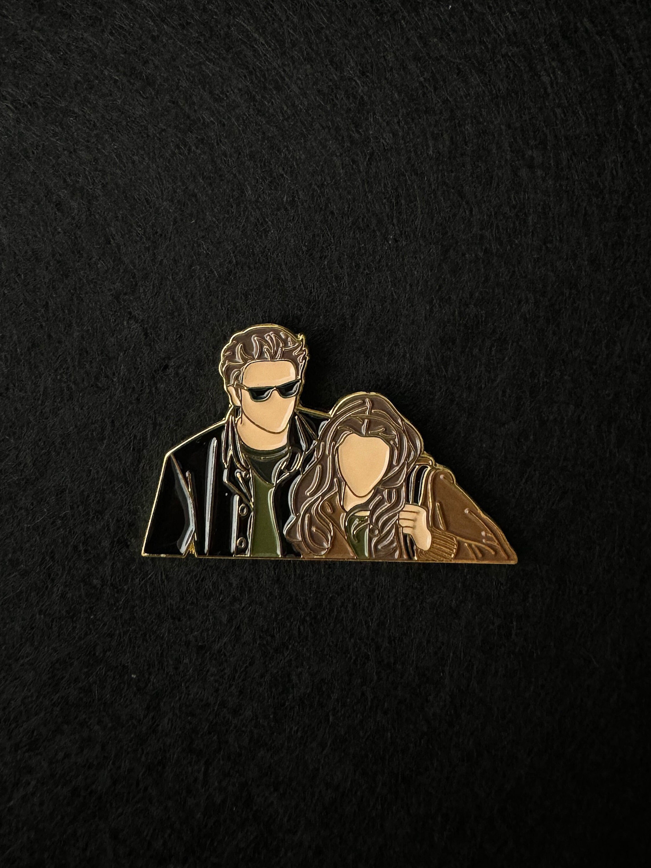 Edward and Bella Twilight Pin, Brooch, Vampires Movie, Accessories - Etsy