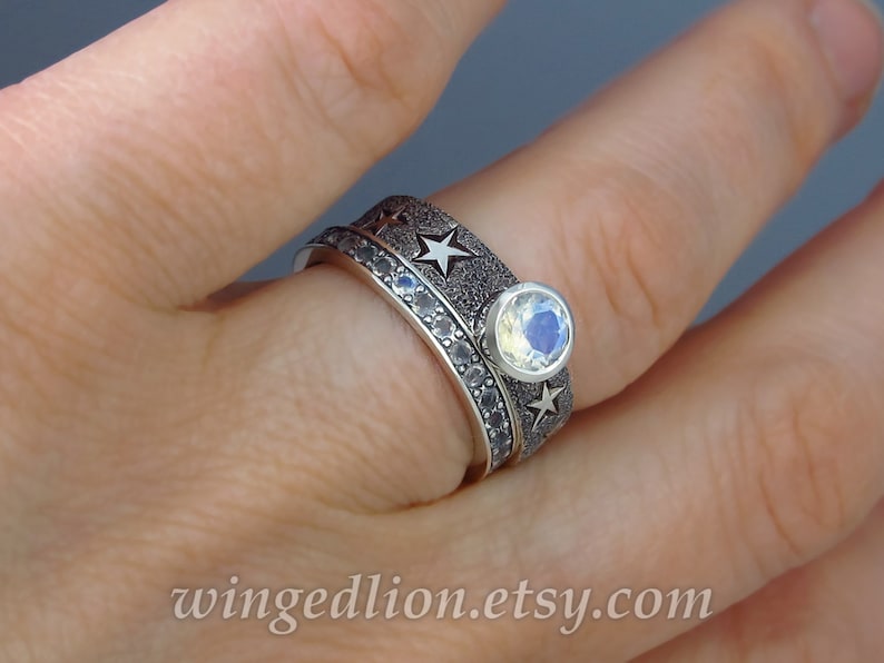 THE MOON Silver Ring and Wedding Band Set With Moonstones | Etsy
