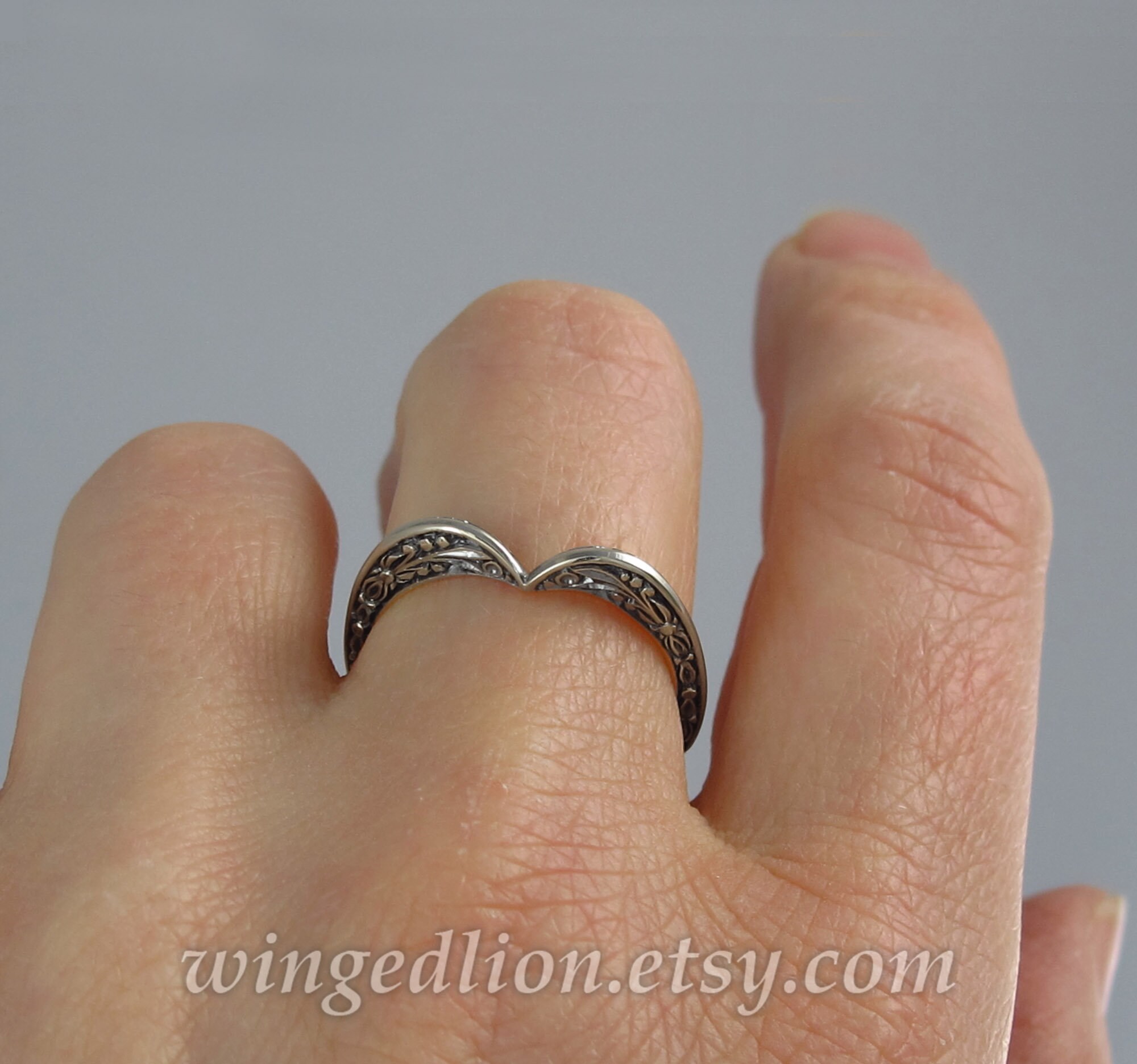 COUNTESS Band in Sterling Silver for Sizes 4-7 | Etsy