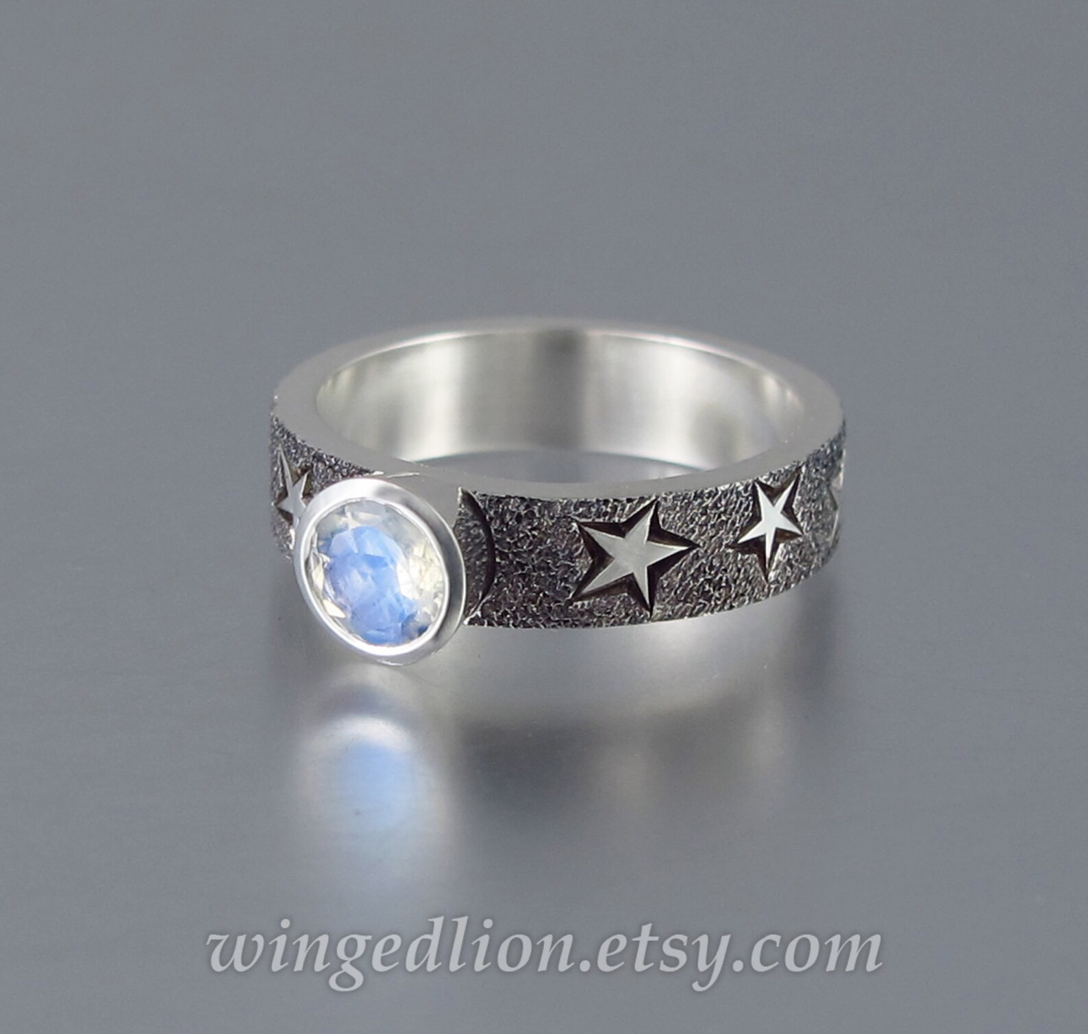 THE MOON Silver Ring and Wedding Band Set With Moonstones | Etsy