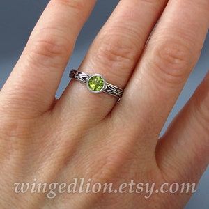 AUGUSTA Sterling Silver Ring With Peridot - Etsy