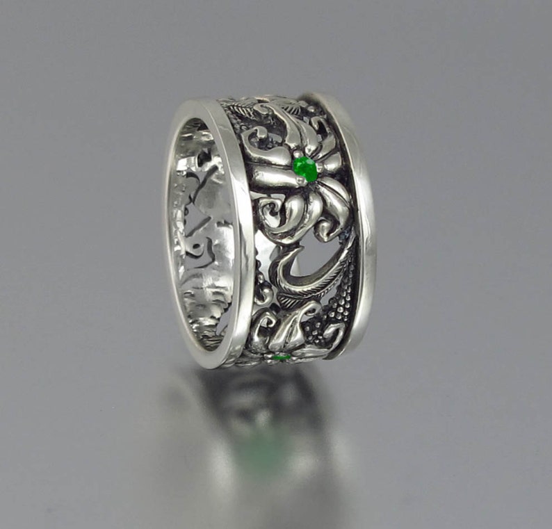 FLORAL Art Nouveau inspired silver ring with chrome diopside | Etsy