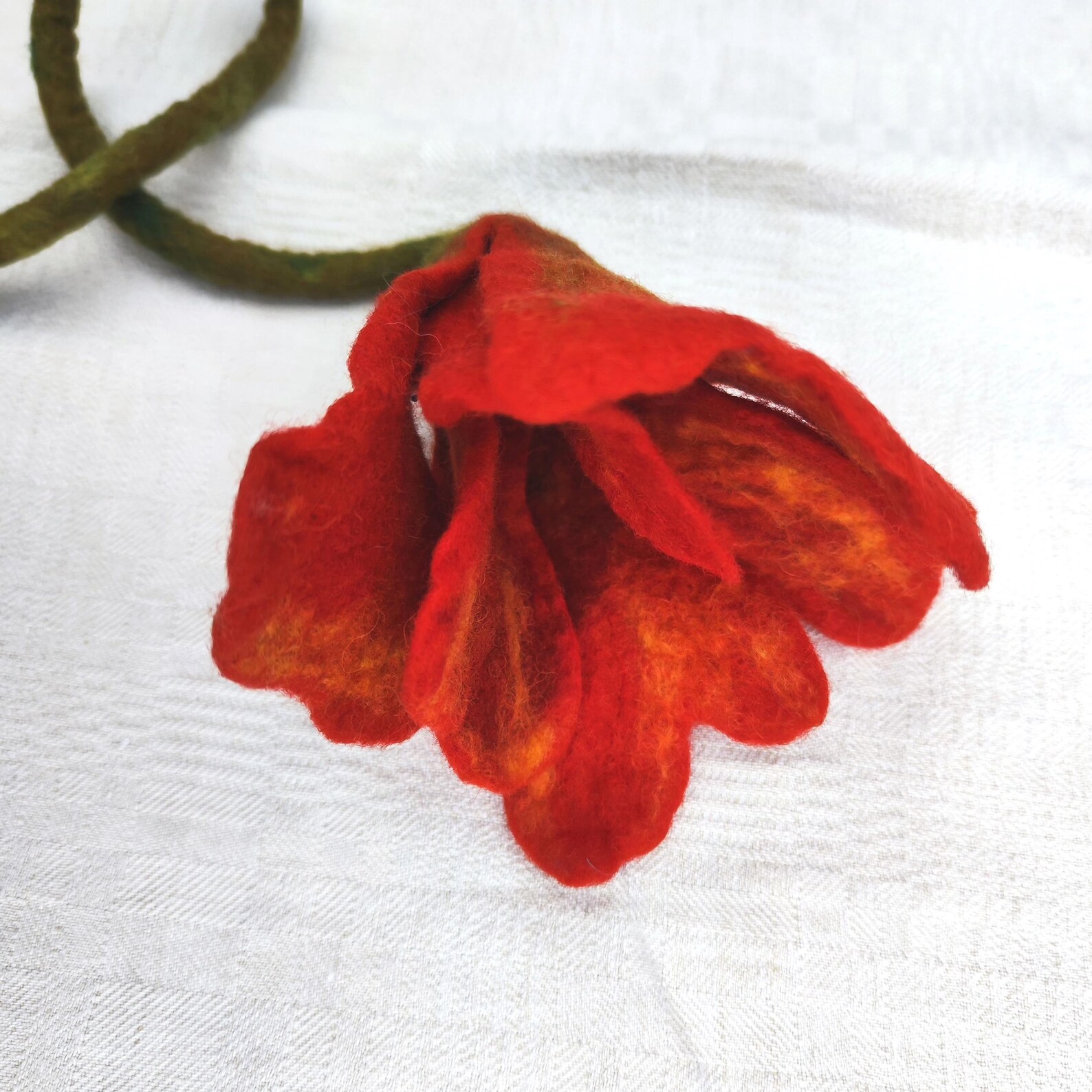 Poppy Flower, Felt Woolen Flower Accessory, Handmade Felting ...