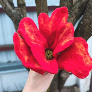 Poppy Flower, Felt Woolen Flower Accessory, Handmade Felting ...