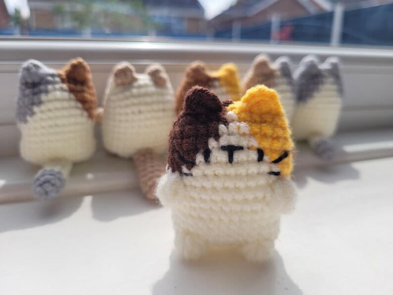 Crochet Cat Amigurumi Keychain Custom Color Handmade Keyring for Girls ...