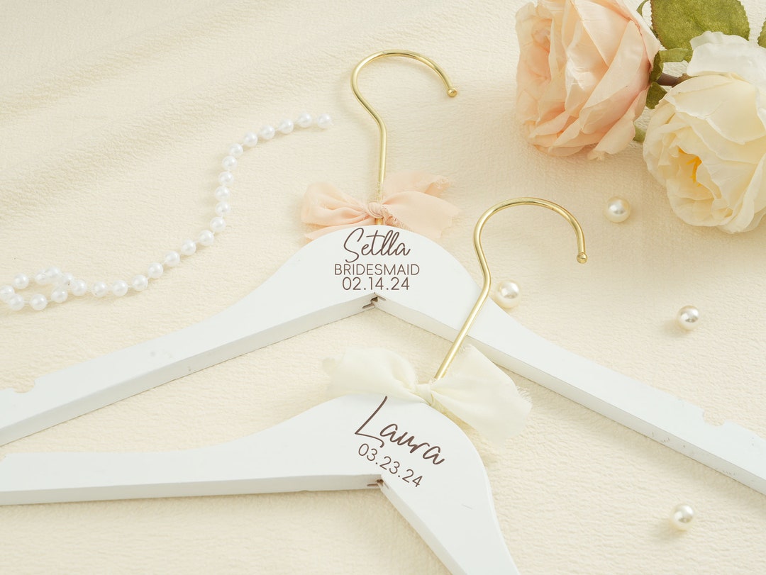 Personalized Hangers for Wedding Dress,bridal Hanger,bridesmaid Hangers ...