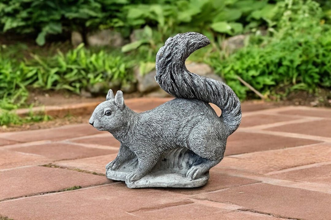 Concrete Squirrel Porch Statue | Yard Animal Statuary 11" | Garden ...