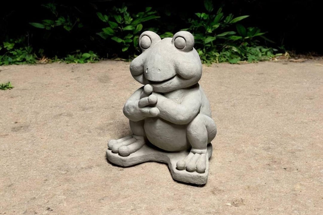 Cement Frog Yard Figure | Concrete Toad Massive Statue 12" | Garden ...