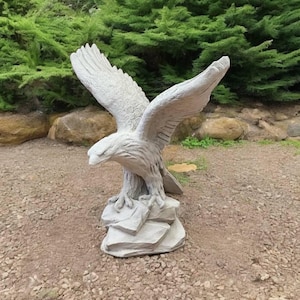 Concrete Eagle Bird Figure | Massive Eagle Statue 13" | Garden ...