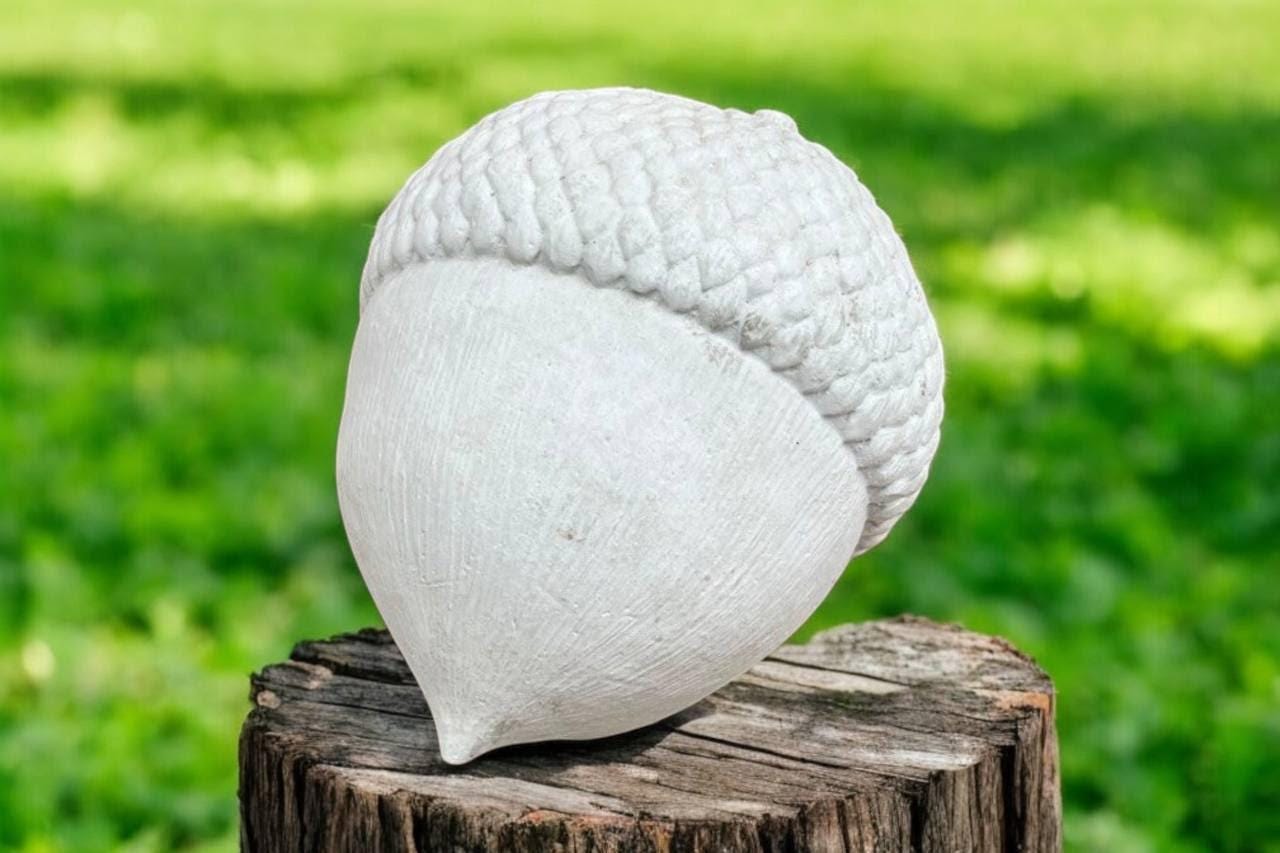 Lawn Acorn Ornament | Stone Backyard Art 7" | Front Door Idea | Acorn ...