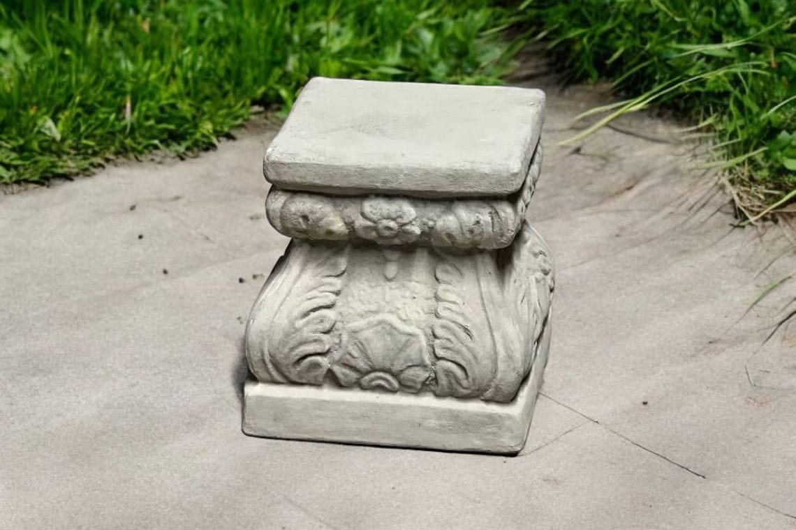 Massive Pedestal Stone Figurine | Concrete Pedestal Short Square Statue ...