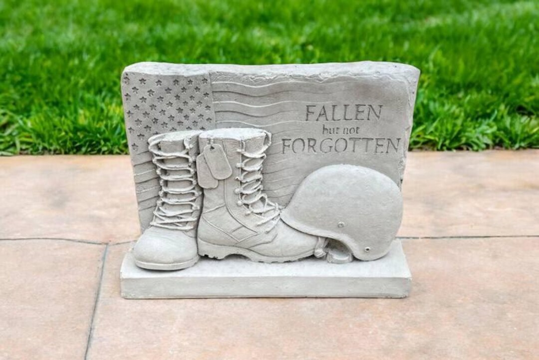 Soldier Memorial Statue | Concrete Military Decor 9" | in Memory of ...