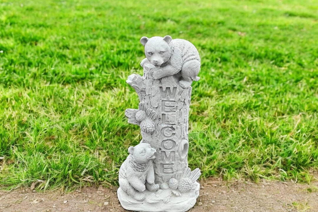 Concrete Welcome Stump With Bears Figure | Three Bears on Welcome Tree ...