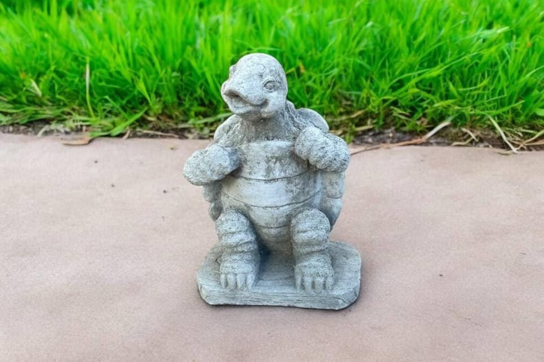 Sitting Turtle Figure | Concrete Turtle on Base 9" | Turtle Decor ...