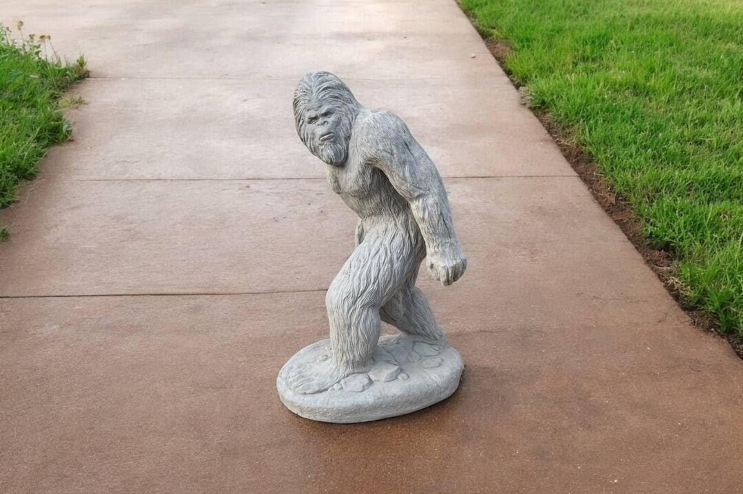 Concrete Bigfoot on Base | Stone Sasquatch 24" | Massive Bigfoot Man ...